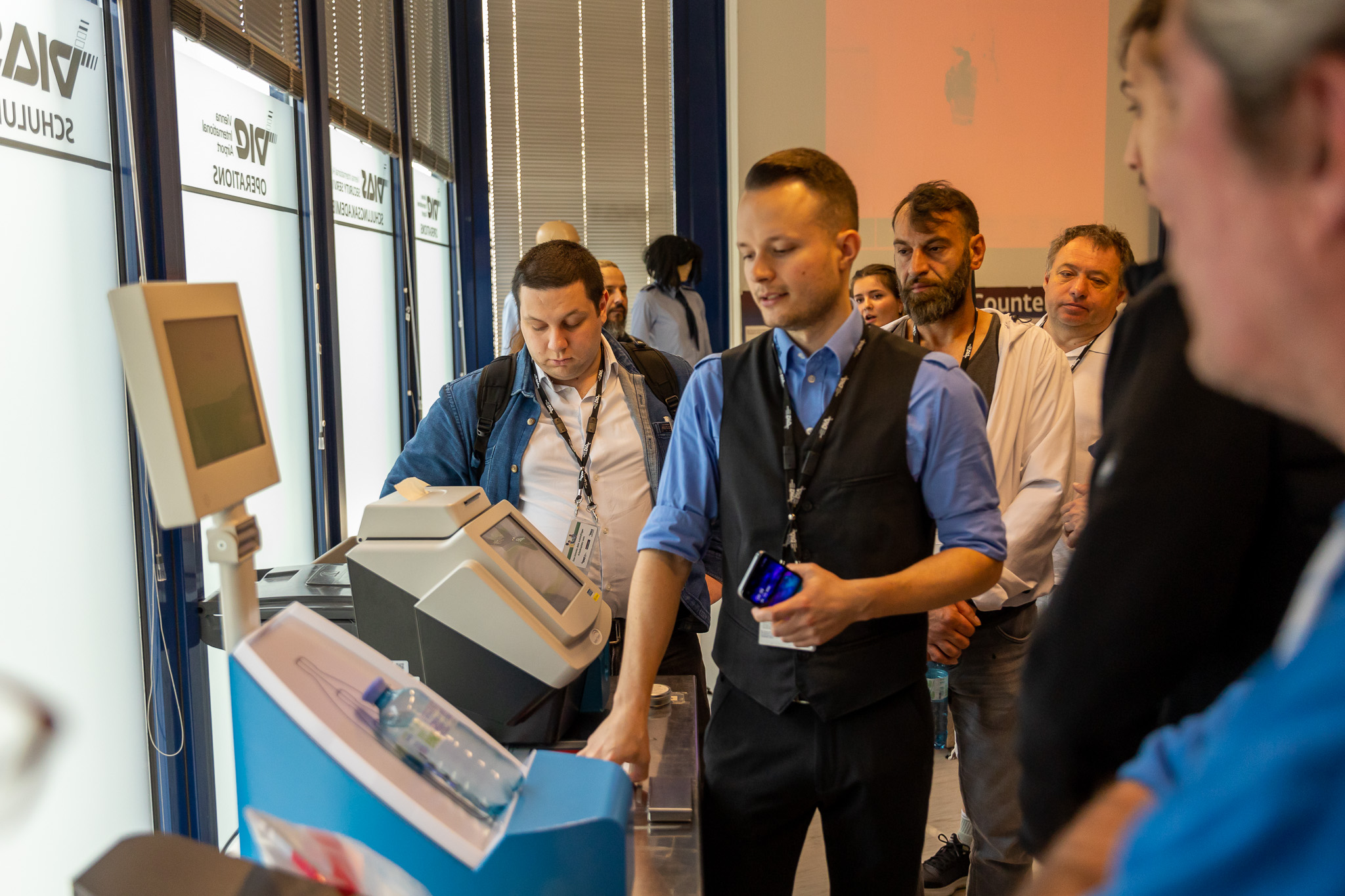 Flughafen Wien lädt zum Security Job Day » news | tip - Travel Industry ...