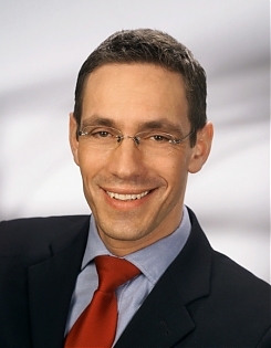 Robert Rieb neuer Head of Sales bei HRG » news | tip - Travel Industry ...